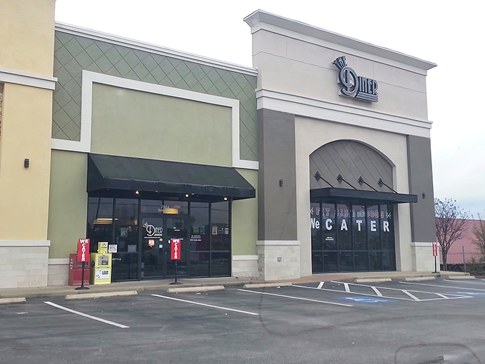 Like finding a secret doorway to breakfast paradise, The Diner's fa&ccedil;ade gives just a hint of the comfort food treasures hiding within.