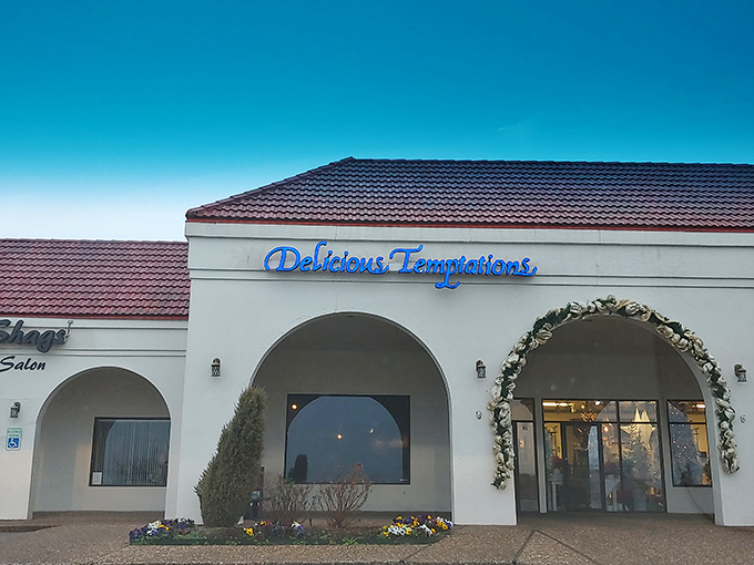 Winter decorations frame the entrance, proving that breakfast cravings know no season at this Little Rock gem.