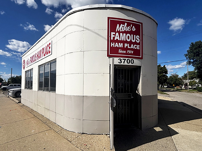 The corner building that launched a thousand ham cravings. Mike's Famous Ham Place stands like a culinary lighthouse at Michigan and Roosevelt, beckoning hungry Detroiters since 1974.