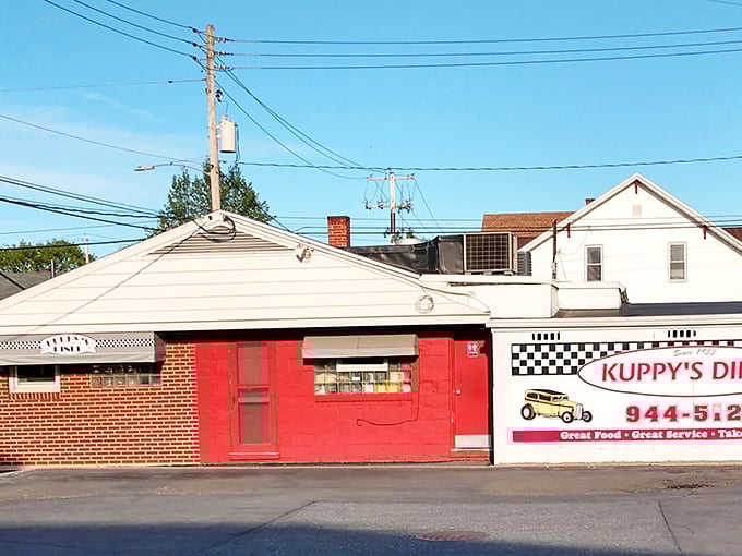 The unmistakable red exterior of Kuppy's Diner stands out like a beacon of breakfast hope on Middletown's Brown Street, promising comfort food and nostalgia in equal measure.