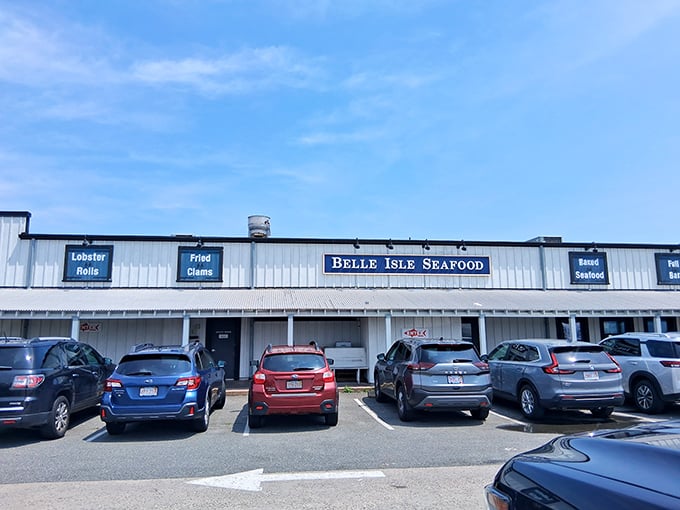 Cars fill the parking lot by mid-morning&mdash;the universal sign language for "you've found the good stuff." The seafood equivalent of a treasure map X.