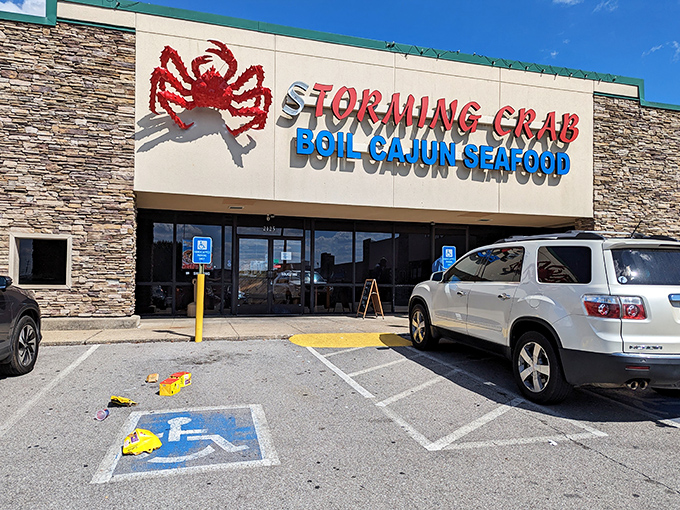 By day, this unassuming storefront transforms into a seafood sanctuary where Tennesseans get their coastal fix without the 8-hour drive.