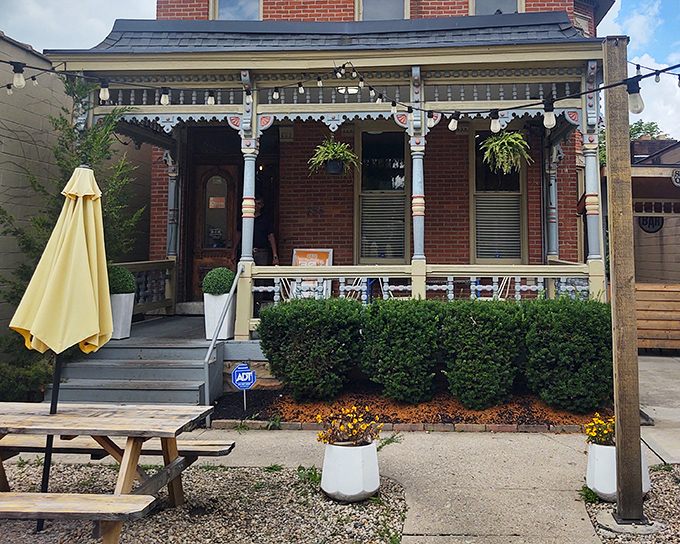 Another angle reveals the humble facade hiding Columbus's worst-kept barbecue secret from unsuspecting passersby.