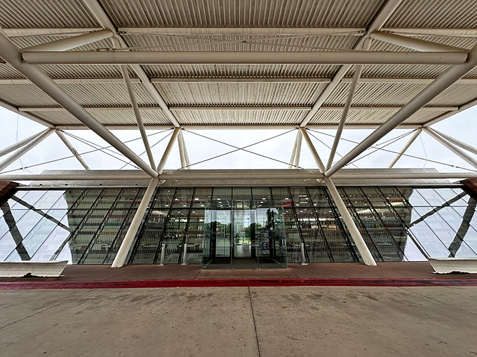 The architectural marvel that is POPS 66 stands like a modernist sculpture against Oklahoma's big sky, proving roadside attractions can be both retro and revolutionary.