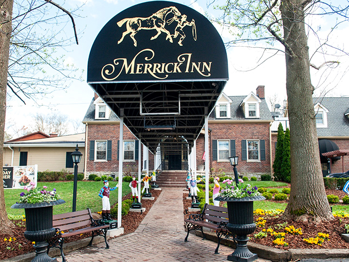 That brick exterior isn't trying to compete with flashy restaurant chains, and that's exactly why it wins every time.