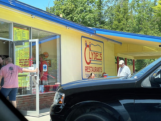 The bright yellow exterior of Clyde's isn't trying to be fancy&mdash;it's too busy being iconic. Like a lighthouse for hungry travelers crossing the Mackinac Bridge.