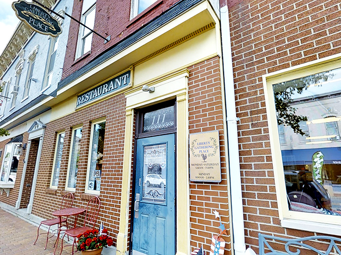 The brick fa&ccedil;ade and blue door of Liberty Gathering Place practically say, &ldquo;come on in&rdquo;&mdash;like a small-town welcome committee that knows its way around a good meal.