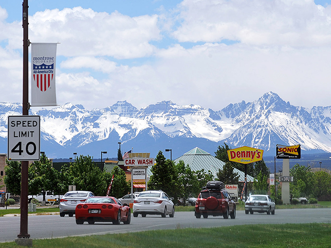 Where else can you find a Denny's with a view that belongs on a postcard? Montrose delivers everyday convenience against an extraordinary backdrop.