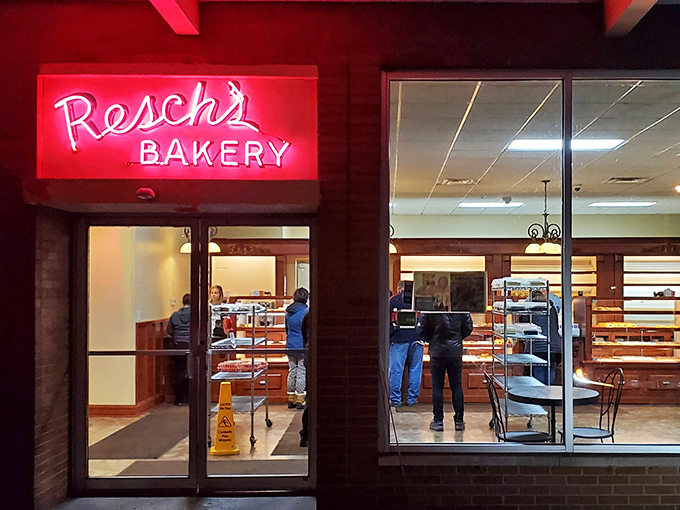 That iconic red neon sign has been guiding Columbus sweet-seekers through sugar cravings and celebration planning for generations. A beacon of baked brilliance.