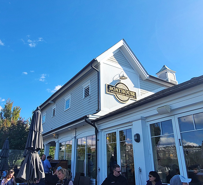 Classic New England charm meets waterfront elegance at Boat House, where that brilliant blue sky seems custom-ordered for your dining pleasure.