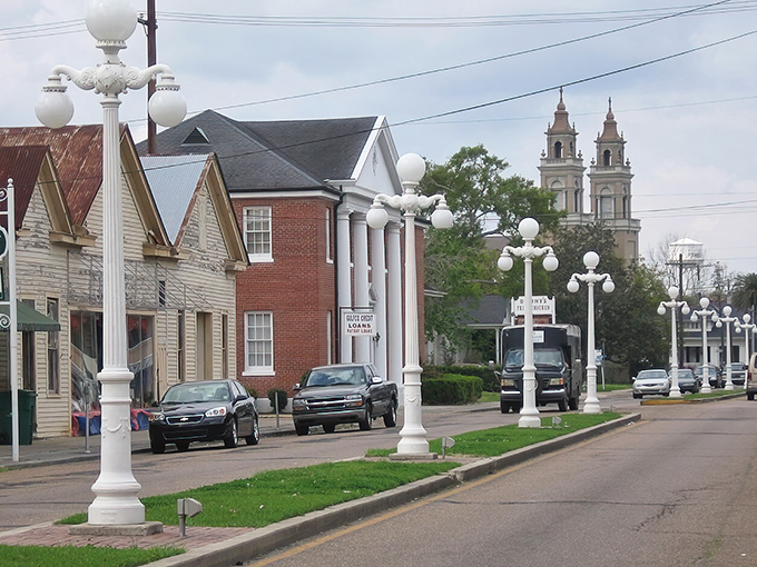 Franklin's Main Street showcases architectural diversity where Victorian cottages coexist peacefully with Greek Revival grandeur and Gothic church spires.