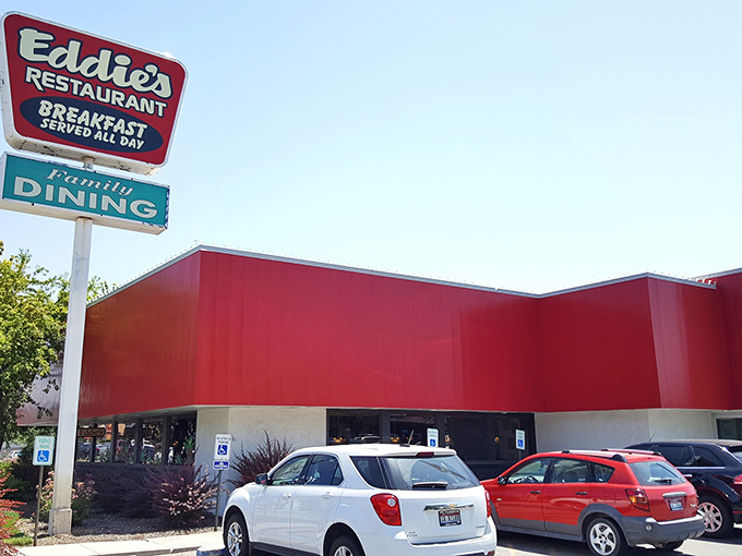 Eddie's iconic red exterior and vintage sign stand as a beacon of breakfast hope on Boise's landscape, promising all-day morning delights to hungry souls.