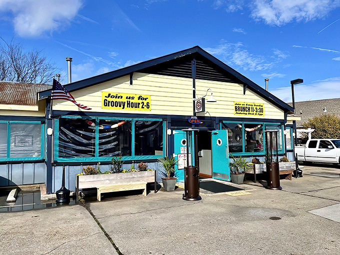 That sign isn't kidding about "Groovy Hour" &ndash; this coastal gem's exterior practically announces "good times ahead" to hungry passersby.