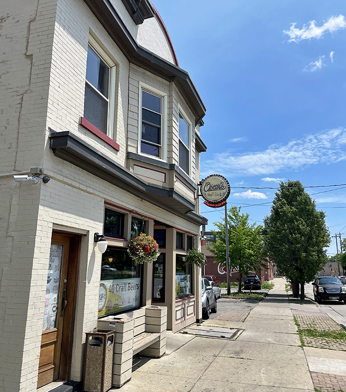 The unassuming exterior of Oscar's Pub & Grill stands like a beacon for burger pilgrims, its vintage charm promising delicious secrets within.