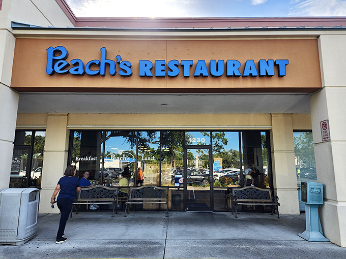 The blue sign beckons like an old friend – Peach's Restaurant in Venice doesn't need fancy frills when the breakfast inside speaks volumes.