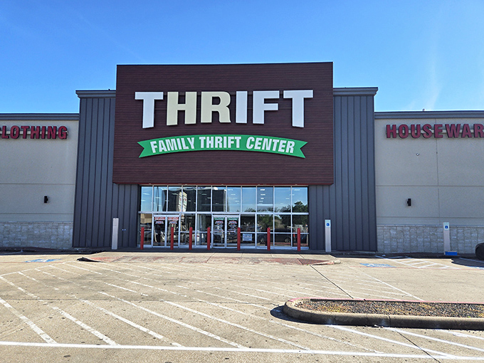 The retail equivalent of "everything's bigger in Texas" isn't just a saying here. This thrift emporium means business with its no-nonsense signage.