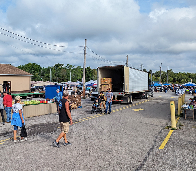 The weekend hustle and bustle. Shoppers navigate between vendor stalls and delivery trucks, each on their own quest for that perfect undiscovered gem.