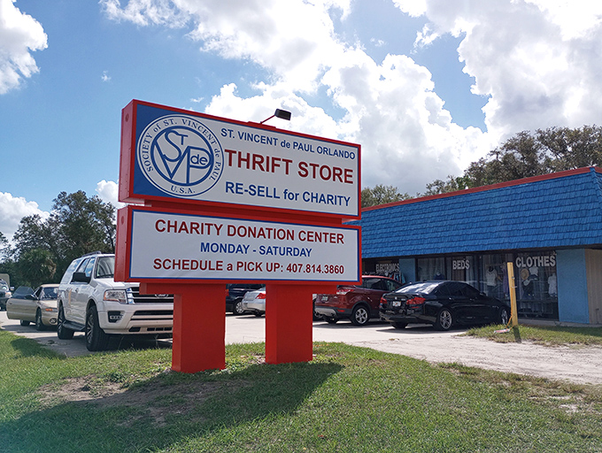 The iconic blue building with its bold red sign stands like a beacon of bargain possibilities in Apopka. Treasure hunters, your destination awaits!