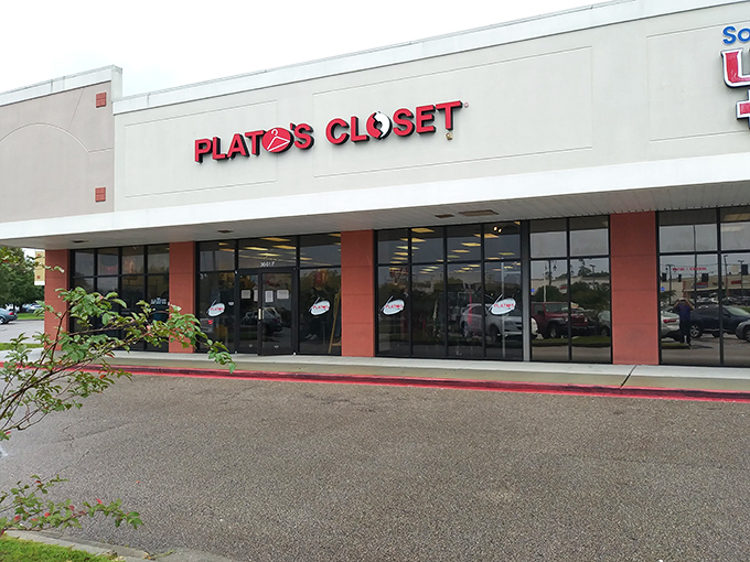 The storefront beckons like a fashion oasis in the Mississippi heat, promising treasure without the typical retail markup.