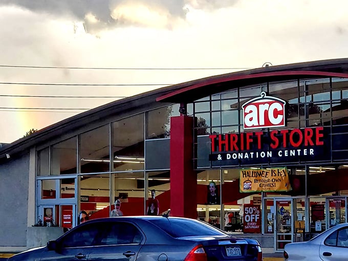 Sunset shopping at arc takes on a magical quality as the Colorado sky puts on a show above this treasure-filled wonderland.