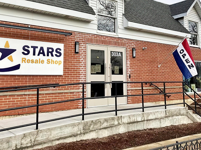 The unassuming brick exterior of STARS Resale Shop—where treasures hide behind modest walls like the world's most rewarding game of hide-and-seek.