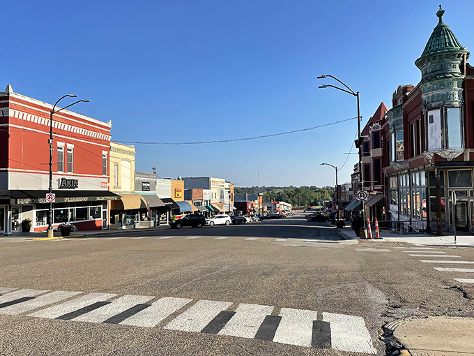 Davis Avenue stretches toward the horizon like a Norman Rockwell painting come to life, where rush hour means three cars at the stoplight.