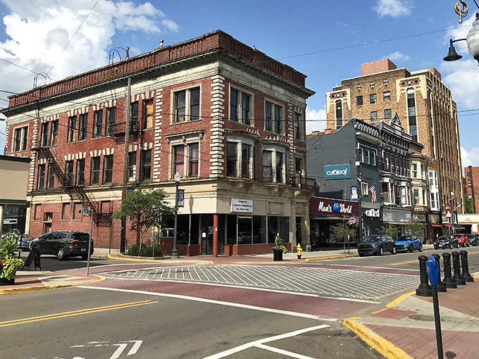 Fall colors paint the landscape like nature decided to show off&mdash;and honestly, who could blame her for being a little extra?