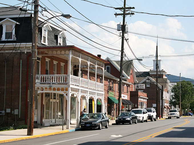 Bedford's historic streetscape feels like time travel without the DeLorean&mdash;brick buildings and ornate balconies transport you to a simpler era.