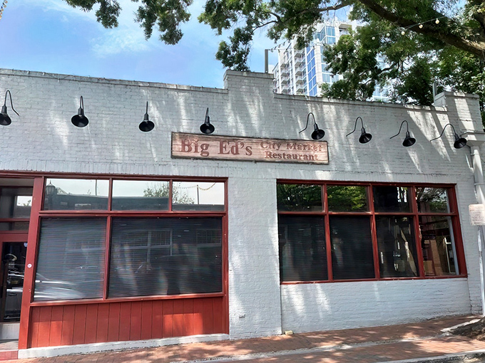 The unassuming white brick exterior of Big Ed's sits on charming cobblestone streets, like a delicious secret hiding in plain sight.