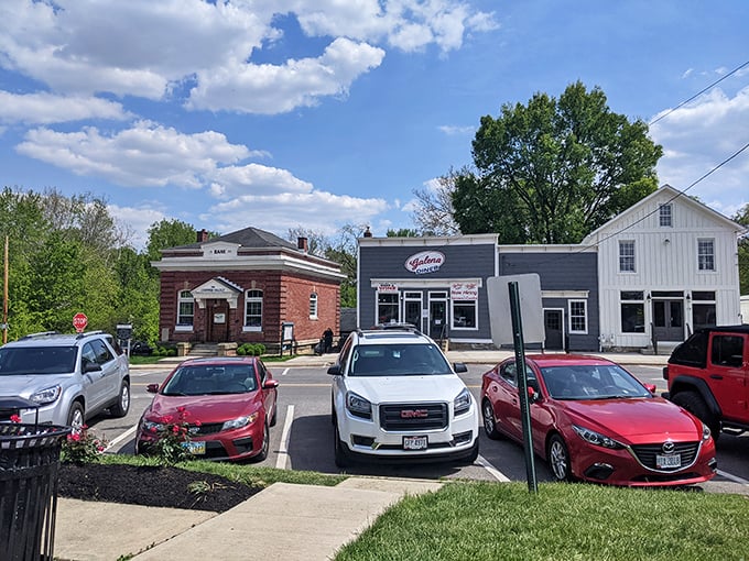 The heart of small-town Ohio! Galena Diner stands proudly between historic buildings, its parking lot full of locals who know where breakfast dreams come true.