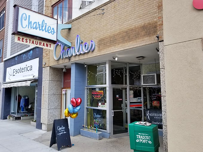 Colorful balloons and a welcoming chalkboard greet visitors, promising the kind of hospitality that's becoming an endangered species in chain-restaurant America.