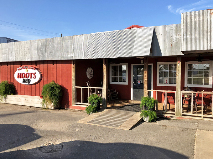 Another angle of barbecue paradise. That corrugated metal roof has sheltered countless hungry pilgrims on their quest for smoky perfection.