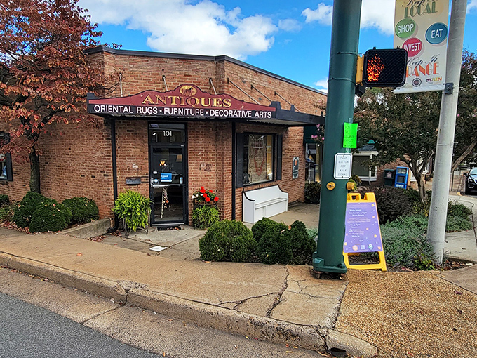 The unassuming brick exterior of Melrose Antiques & Interiors gives zero hints about the wonderland of treasures waiting inside. Like a time machine disguised as a storefront!
