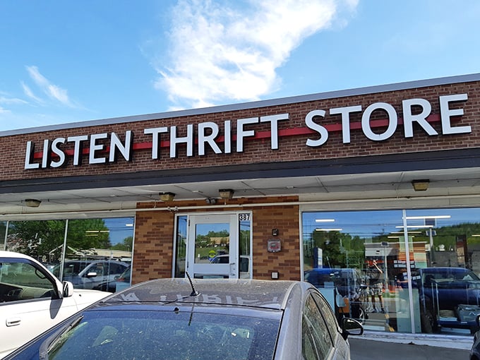 Blue skies and bargains await at this Lebanon landmark, where your wallet stays as full as your shopping bags.