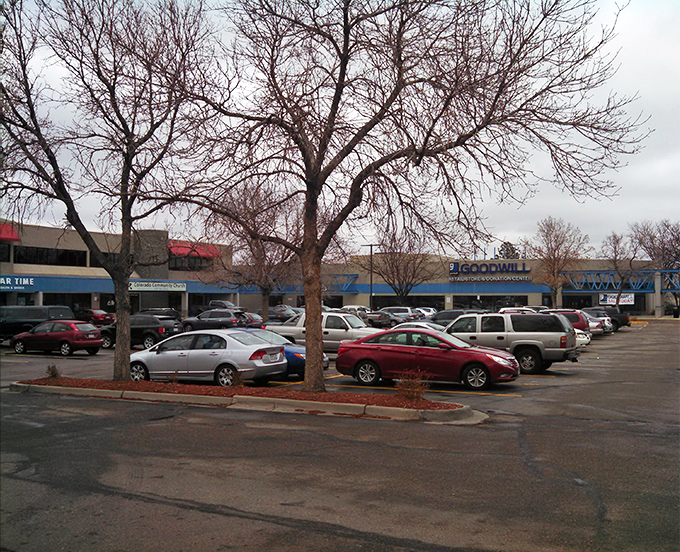 The bustling parking lot tells the truth &ndash; treasure hunters flock here like bargain-seeking pilgrims to their secondhand mecca.