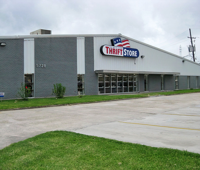 The unassuming exterior of Red White & Blue Thrift Store in Harahan hides a treasure trove within. Like a poker player with a royal flush, it keeps its best cards hidden.