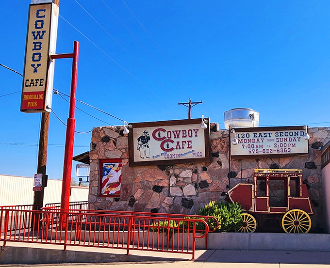 That stagecoach out front isn't just for show&mdash;it's your first clue that serious comfort food awaits inside.