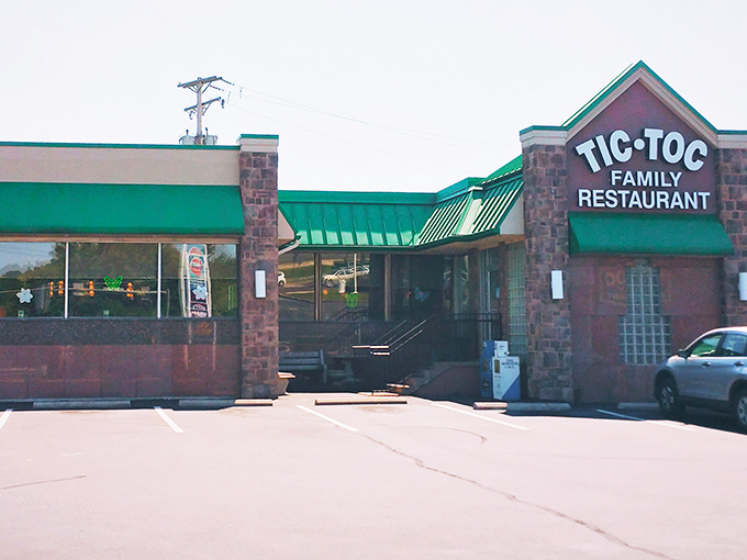 The green awnings of Tic-Toc Family Restaurant beckon like an oasis for the breakfast-deprived traveler. This Easton landmark promises comfort food salvation just beyond those stone walls.