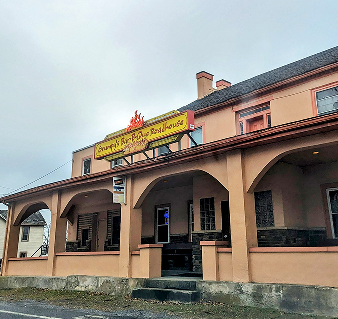 With its arched entryways and roadside charm, Grumpy's looks like it was plucked straight from a Southern postcard and dropped into Pennsylvania's Lehigh Valley.