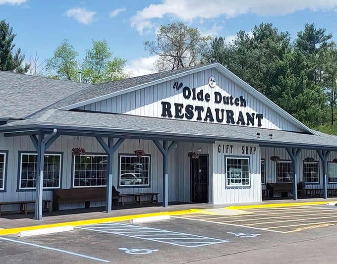 The Olde Dutch Restaurant stands like a welcoming barn-turned-culinary-shrine against the Hocking Hills skyline. Simple, unpretentious, and promising deliciousness within.