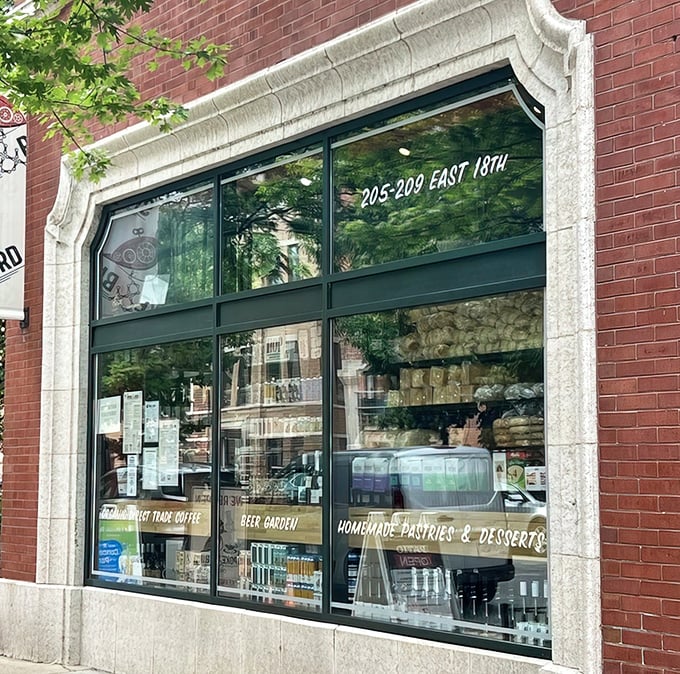 A stylish brick building on East 18th Street showcases this South Loop spot, inviting passersby with its warm pastries, fair trade coffee, and cozy beer garden.