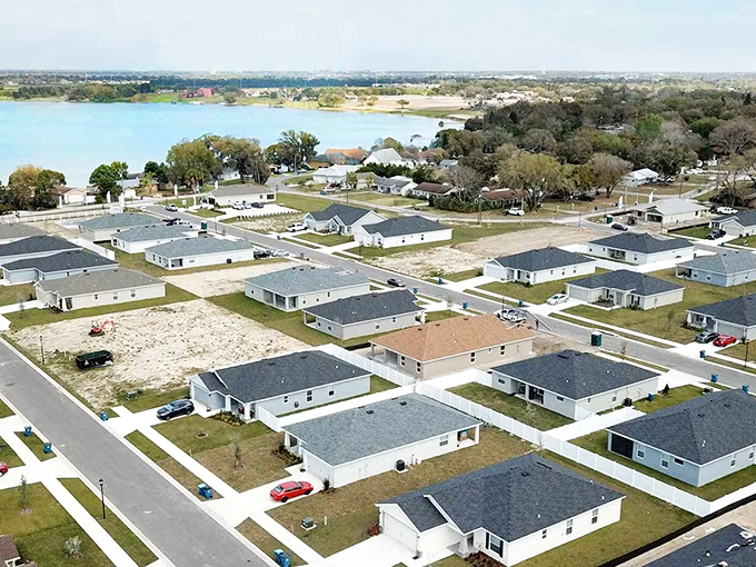 Neat rows of affordable homes with the shimmering lake in the background&mdash;Florida retirement without requiring a tech mogul's bank account.