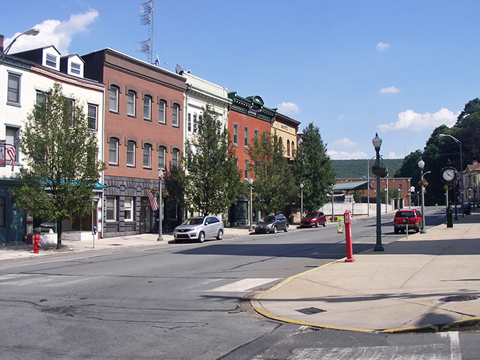 Downtown Pottsville greets you with classic brick facades and tree-lined streets, like a Norman Rockwell painting where your retirement dollars actually stretch.