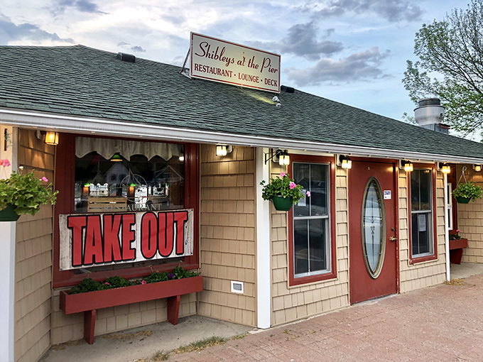 The quintessential New England seafood shack, complete with that "TAKE OUT" sign that might as well say "HAPPINESS AVAILABLE HERE."