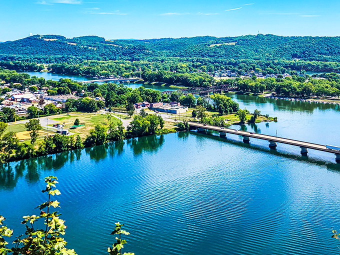 A sweeping view of river and ridge&mdash;where blue waters meet endless green hills. This peaceful Pennsylvania town proves paradise doesn&rsquo;t need palm trees.