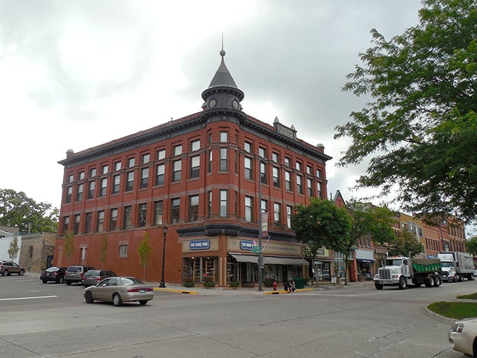 Northfield's iconic red-brick architecture stands as a testament to small-town charm with big personality. History whispers from every corner of this picturesque downtown.