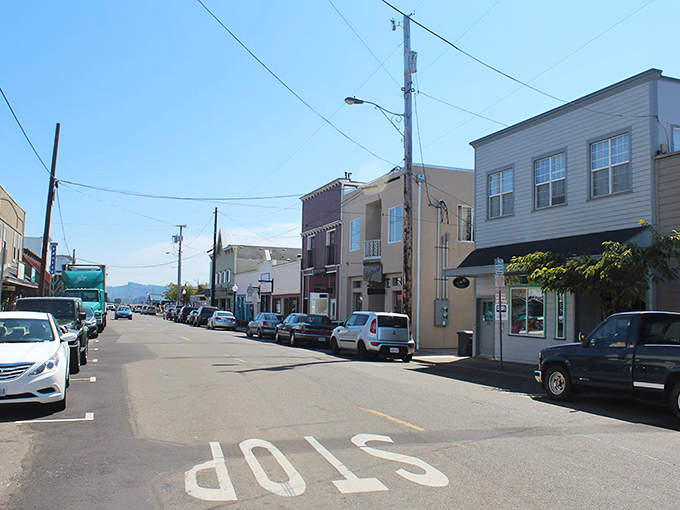 Downtown Florence invites you to stroll at a pace where conversations happen naturally and nobody's checking their watch.