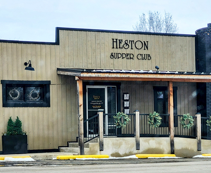 Sometimes the best restaurants look like they could be your accountant's office - and that's perfectly fine by me.