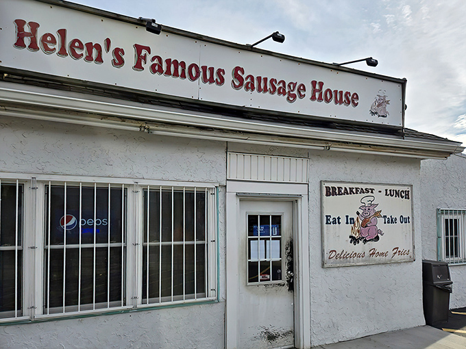 The unassuming white exterior of Helen's Sausage House stands like a breakfast beacon on Route 13, promising delicious rewards for those wise enough to stop.