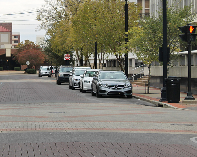 Brick-paved streets and ample parking make Alexandria's downtown both picturesque and practical&mdash;a combination as rare as finding extra fries at the bottom of your takeout bag.